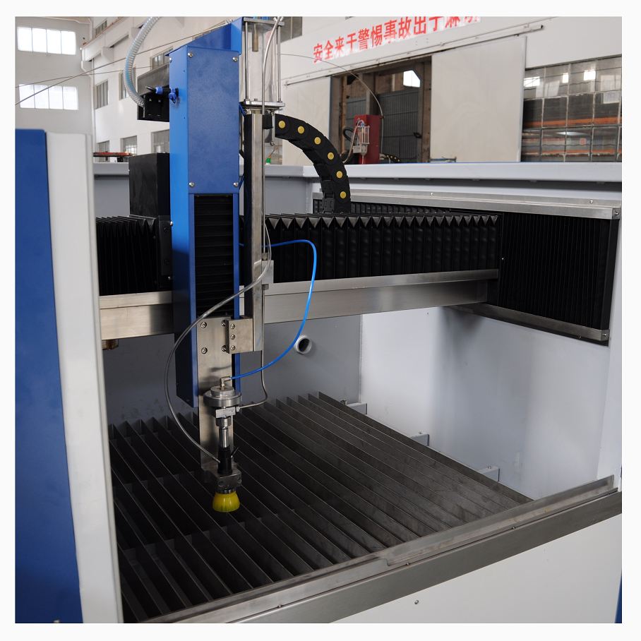 Fully enclosed mini water jet cutting machine - YC WATERJET